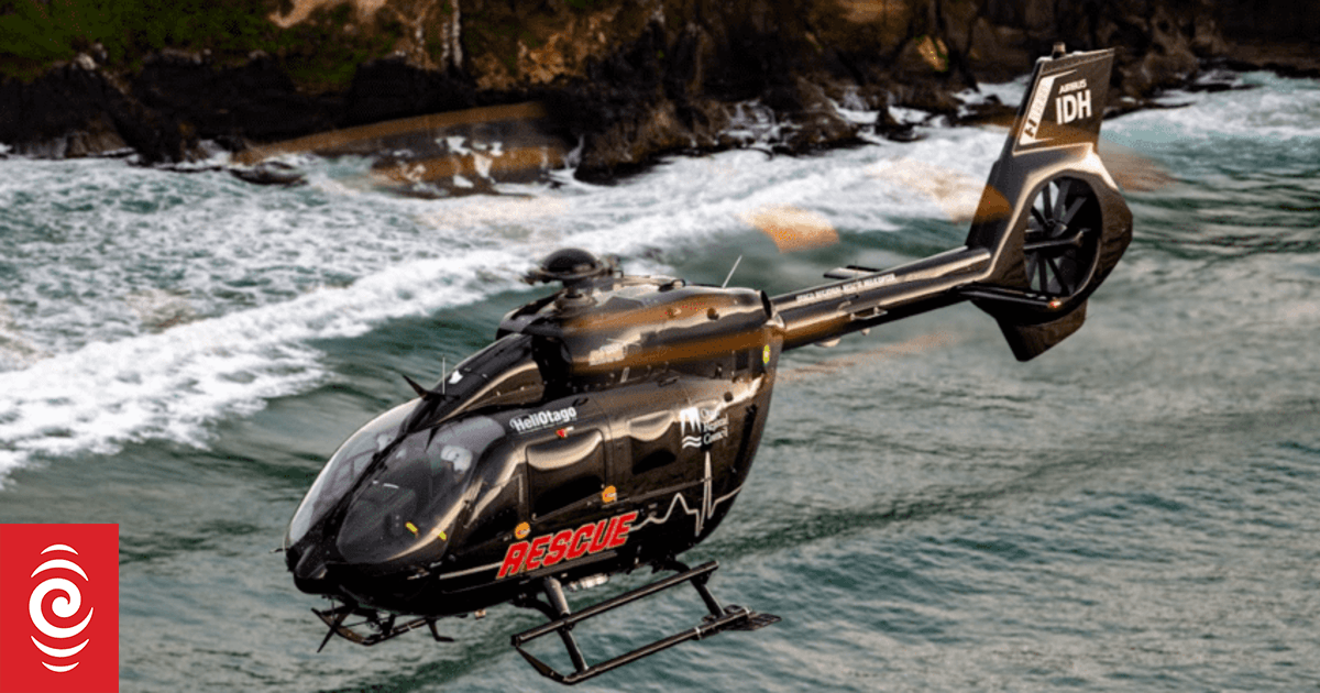 Helicopter pilot describes 'horrific' crash scene near Dunedin where ...