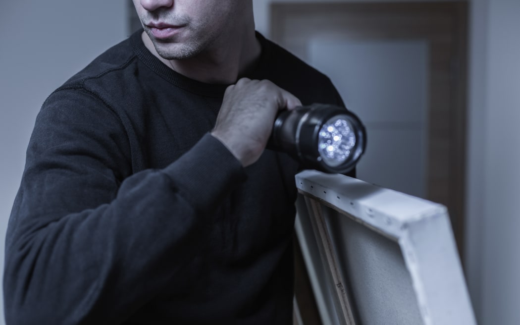 Man wondered why his internet stopped working, found burglar holding ...