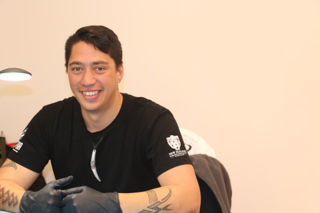 Taa Moko Sessions: the new resident moko artists at Te Puia | RNZ