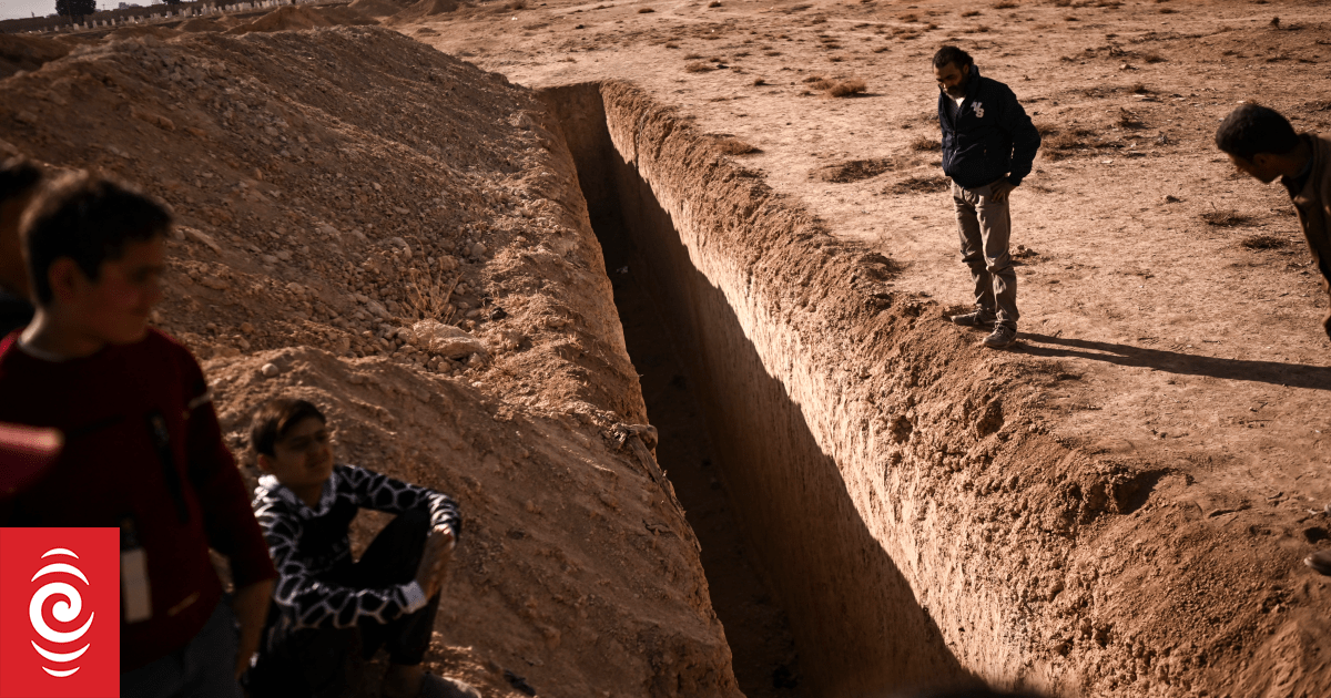 At least 100,000 bodies in Syrian mass grave, US advocacy group head ...