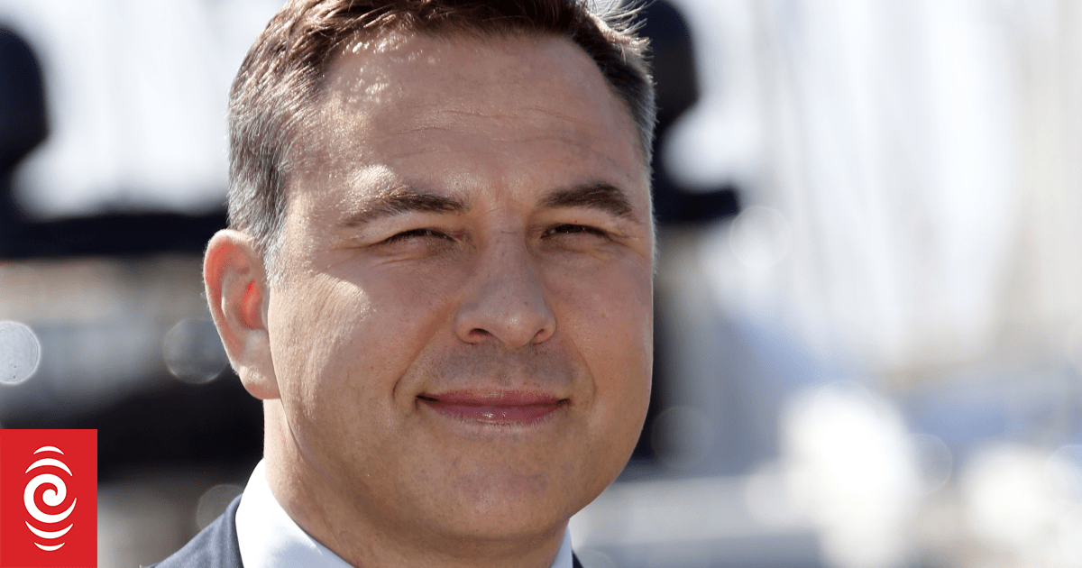 Podcast Critic: Sentimental Garbage and Making A Scene | RNZ