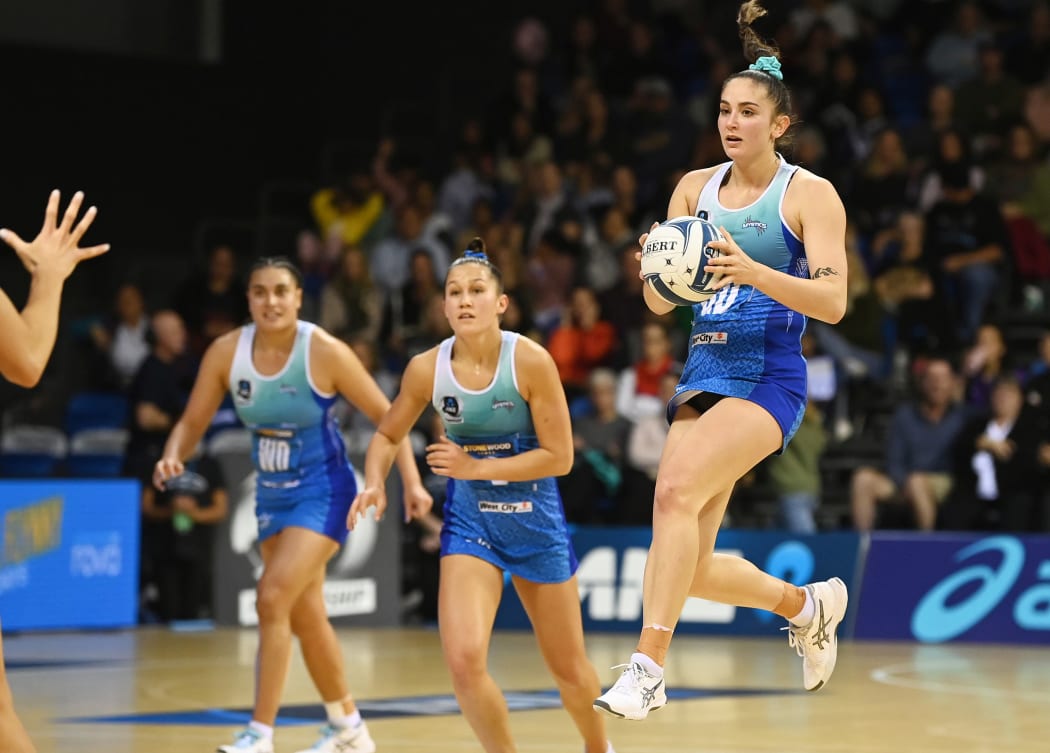 Big week for Mystics defender | RNZ News