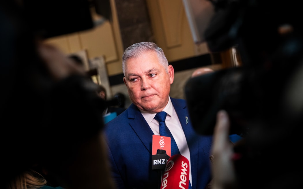 Police Minister adamant he wasn't aware of gang members training at gun ...