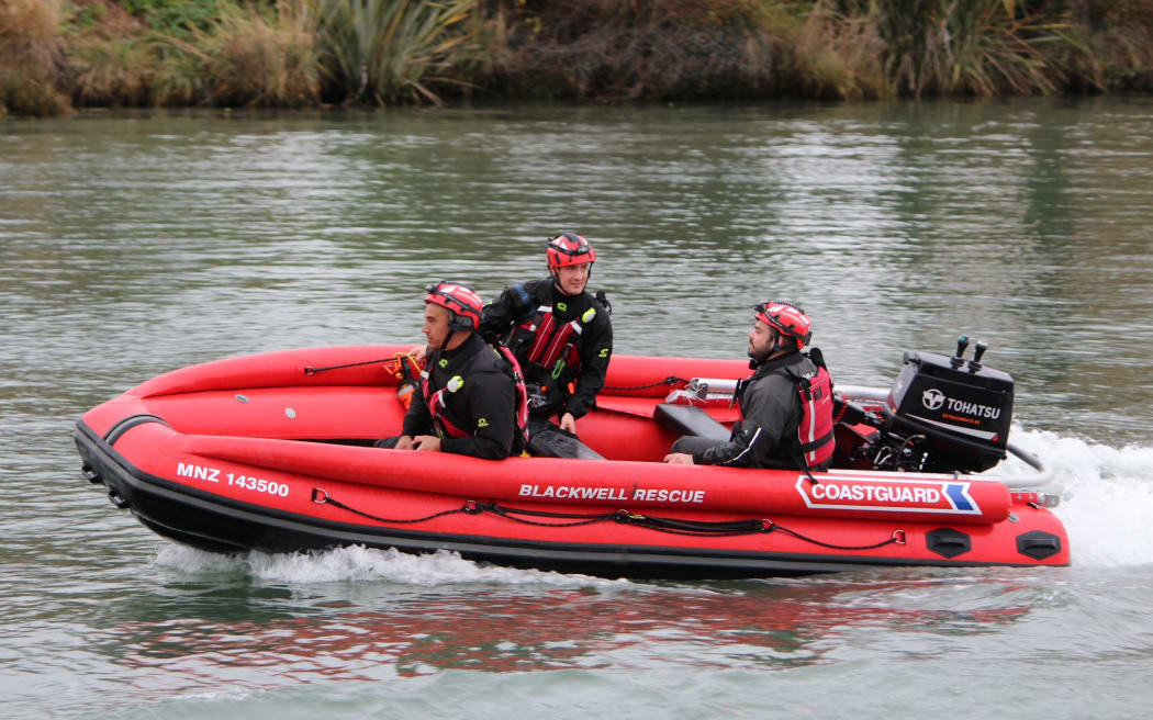 Kaiapoi Coastguard upgraded vessel to help for rough waters | RNZ