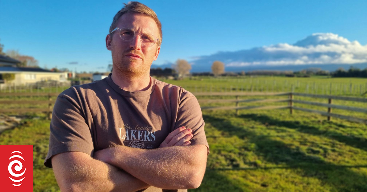 Coward punch victims and families call for faster law changes | RNZ News