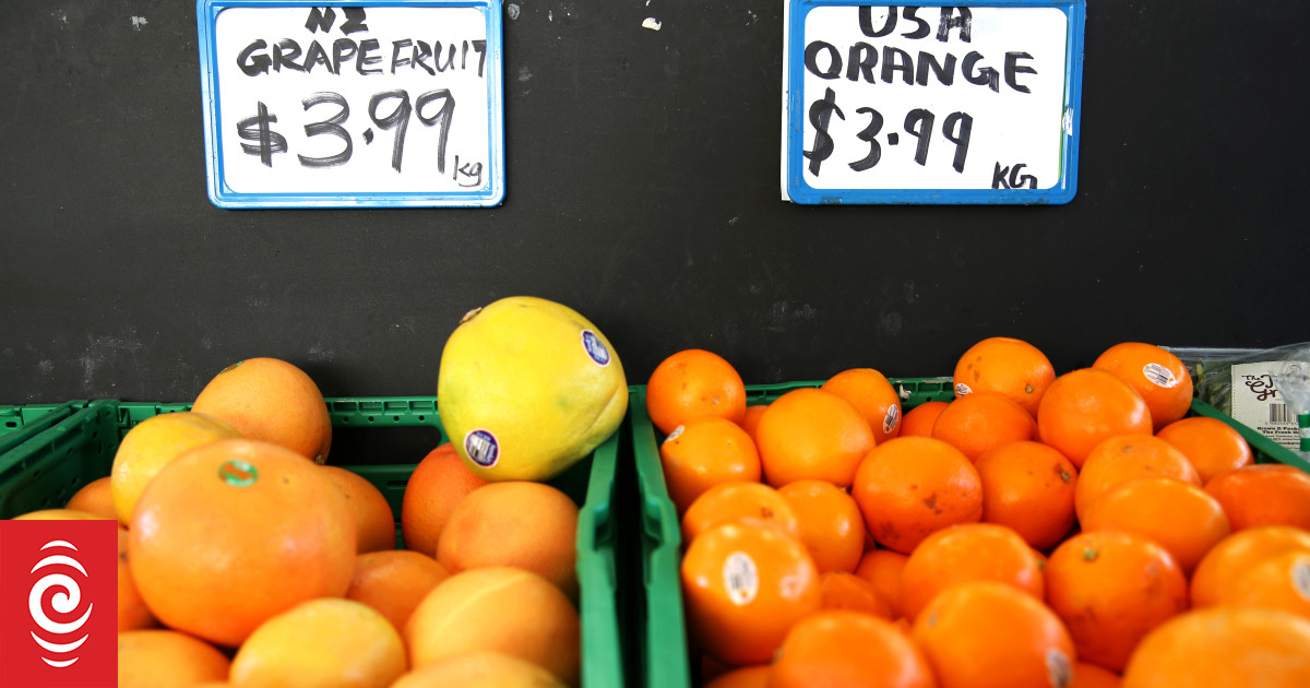 Fruit and Vege Report with Glenn Forsyth | RNZ