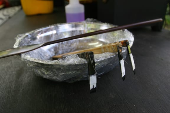 Tapping into the Past: Cook Islands tatau | A Gallery from Spectrum ...