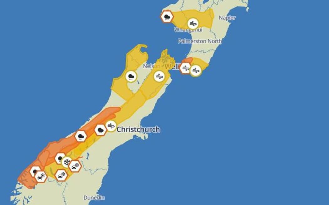 Weather: Severe, wind and snowfall affecting parts of the country | RNZ ...
