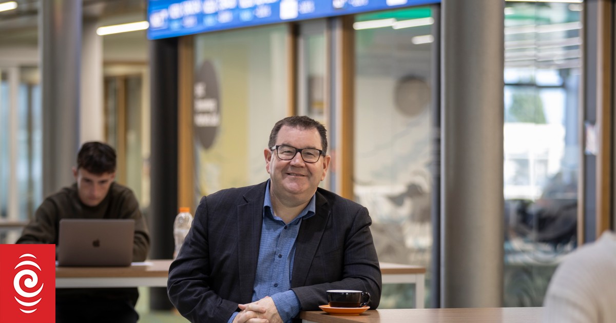 Playing favourites: Grant Robertson | RNZ