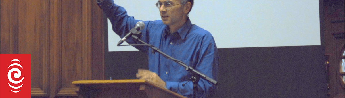 simon collins journalist