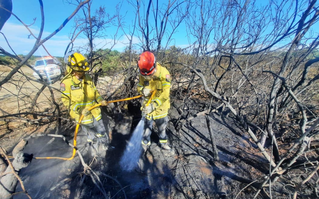 Canterbury caravan park evacuated as large vegetation fire breaks out ...