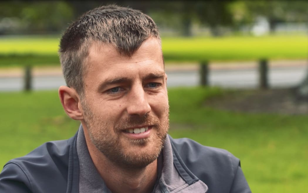 Teed off: Golf course staff owed thousands in pay | RNZ