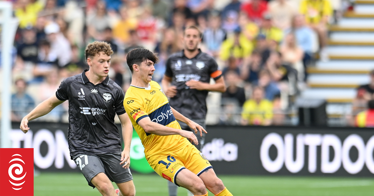 A-League as it happened: Phoenix, Mariners go scoreless | RNZ News