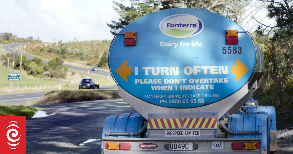 Australia supports indebted dairy farmers | RNZ News