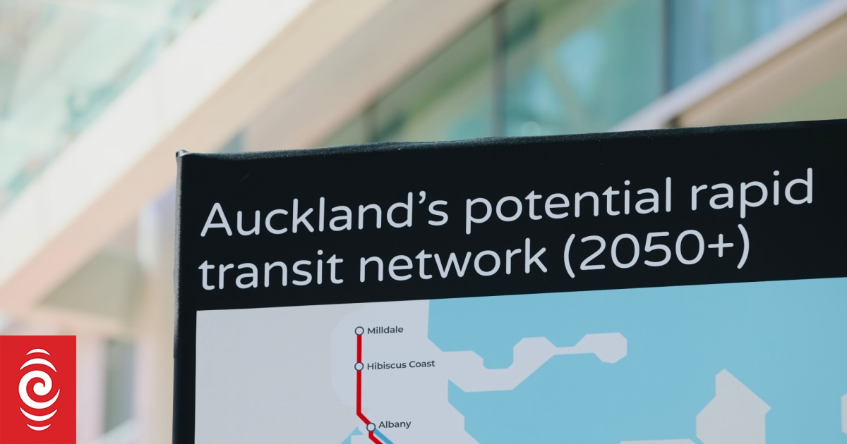 Auckland light rail plan revealed - how will it be funded? | RNZ