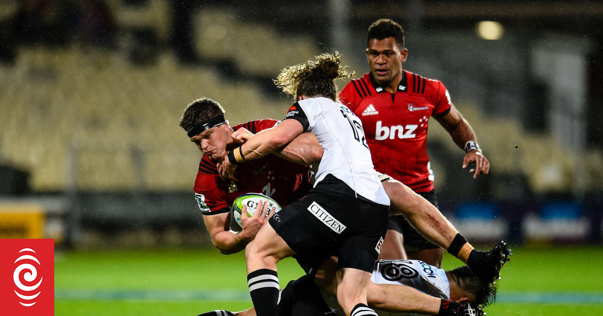Super Rugby: One team needs a roof, the other needs to win | RNZ News