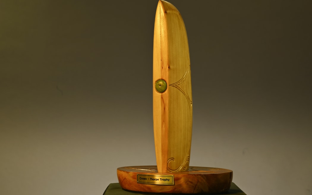 Cricket: Crowe-Thorpe Trophy to recognise batting giants | RNZ News