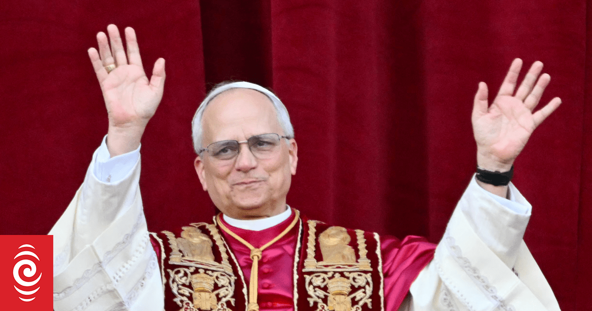 Moving back in: Pope Leo expected to live at Vatican's Apostolic Palace ...