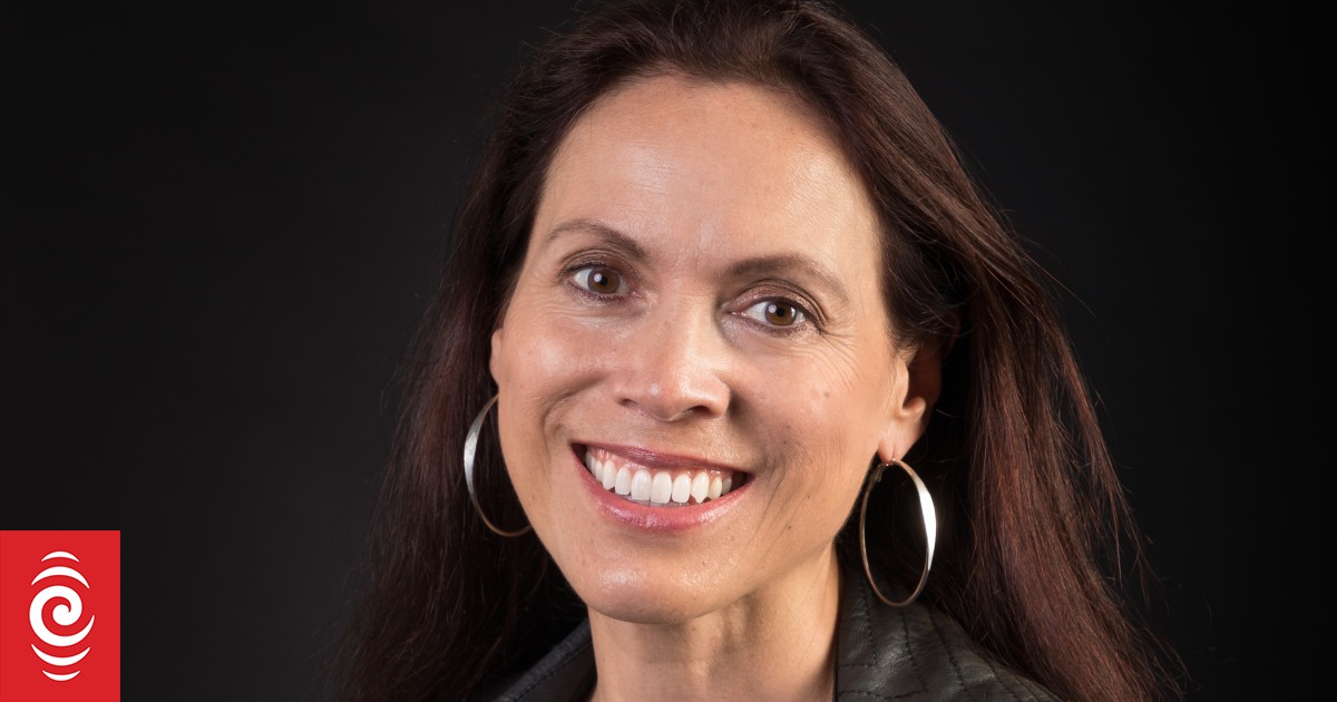 How to sing opera with soprano Deborah Wai Kapohe | RNZ