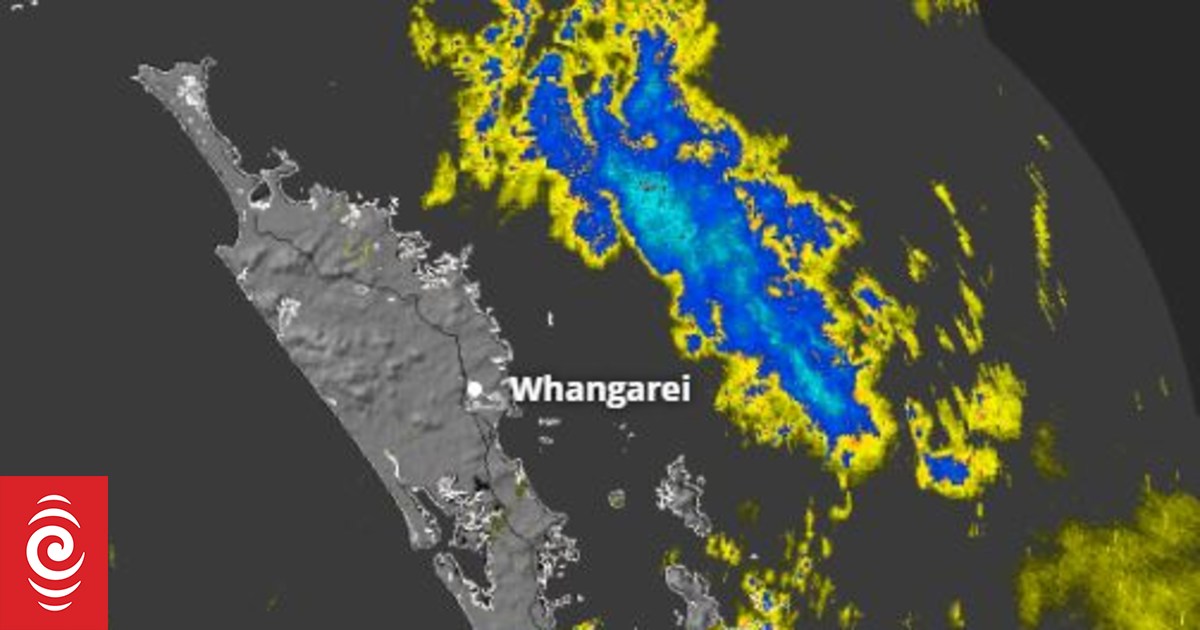 Heavy rain battering eastern Bay of Plenty | RNZ