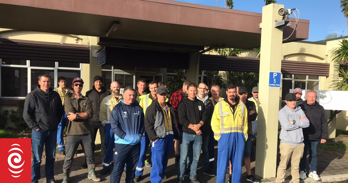 Plans to close NZ's only oil refinery, Marsden Pt | RNZ