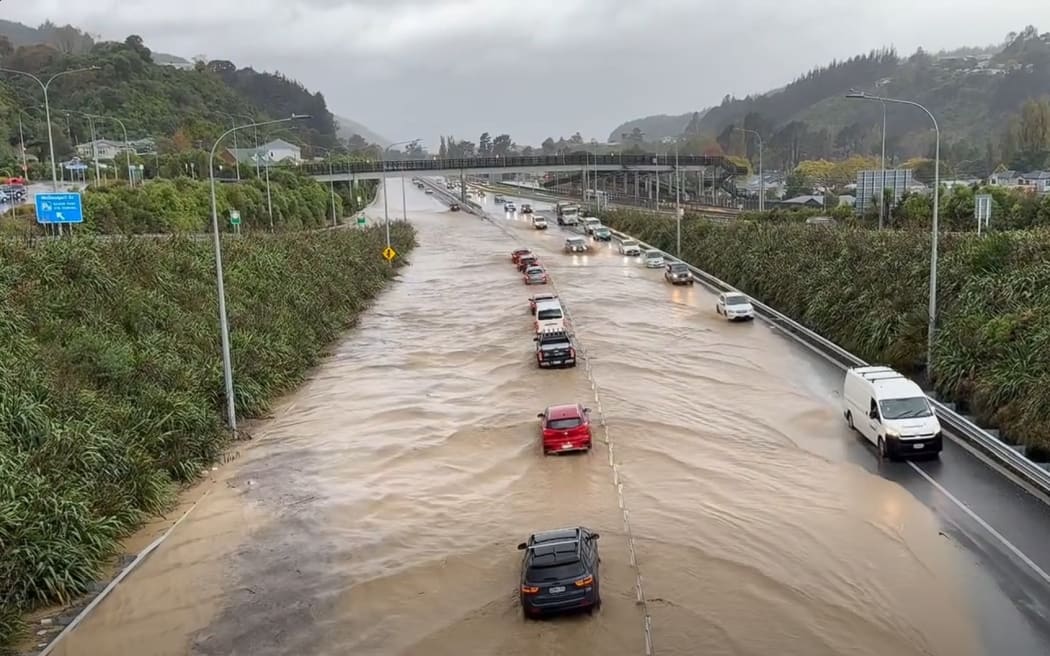 Wellington floods and tropical cyclones: How weather forecasting is ...
