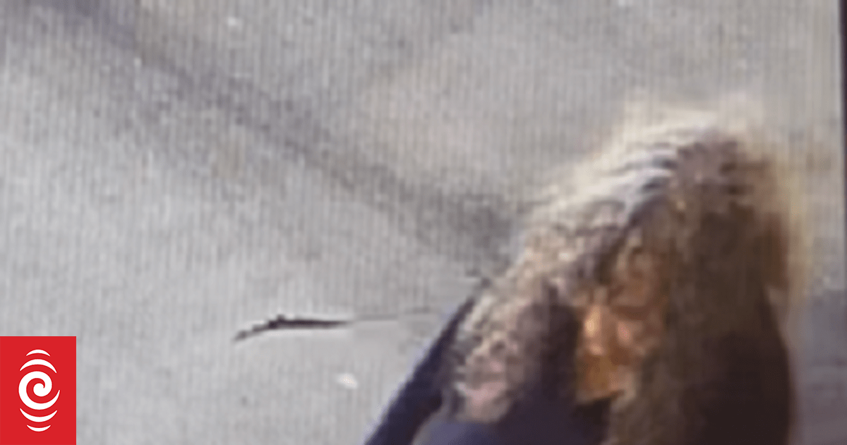 Police seek help finding Ella Davenport, who is missing in Auckland for two weeks | RNZ News