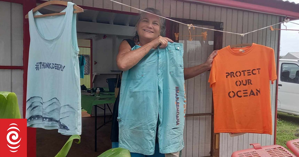 Cook Island protesters call for 'more time' on seabed mining | RNZ