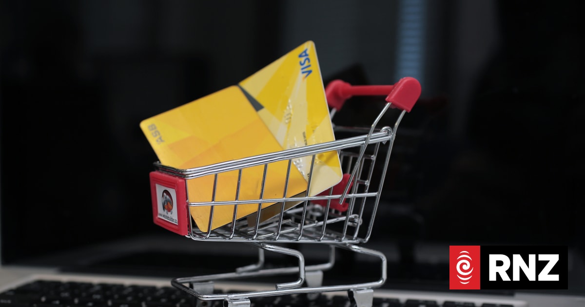 Buyers set to pay GST on online services | RNZ