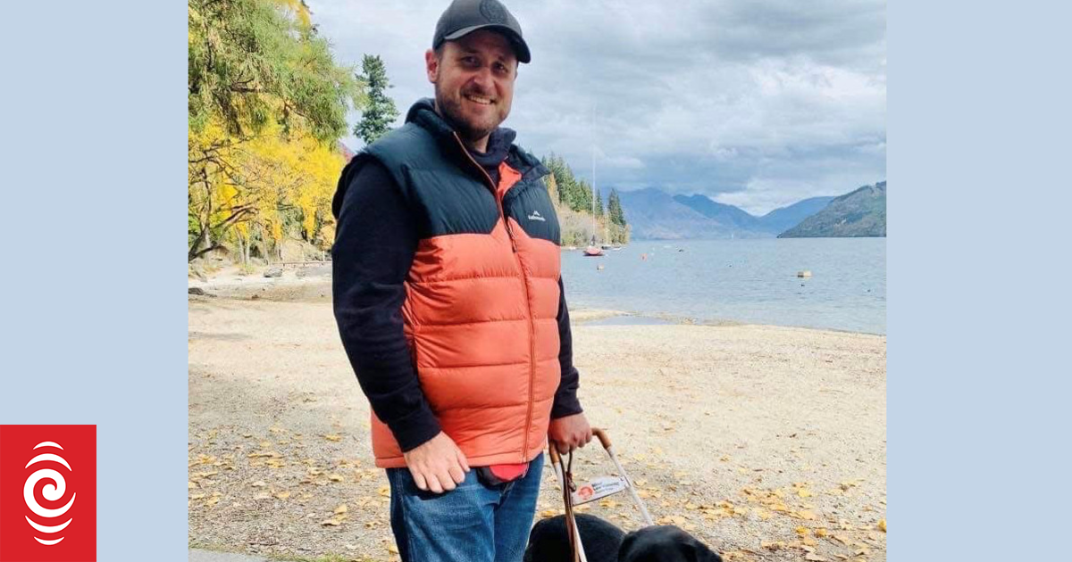 Taxis, rideshares discriminating against blind people with guide dogs ...