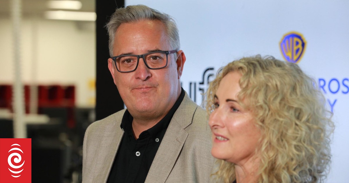 Midweek Mediawatch - Stuff's bold TV play | RNZ