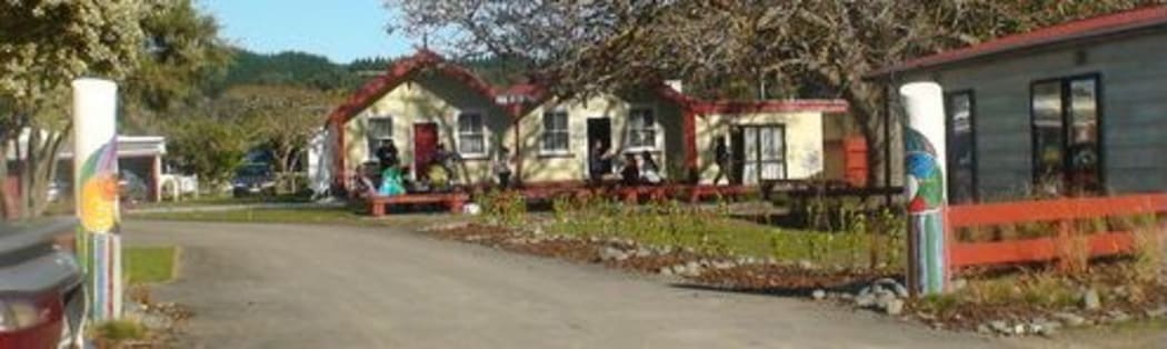 Morvin Simon lies at Kaiwhaiki | RNZ News