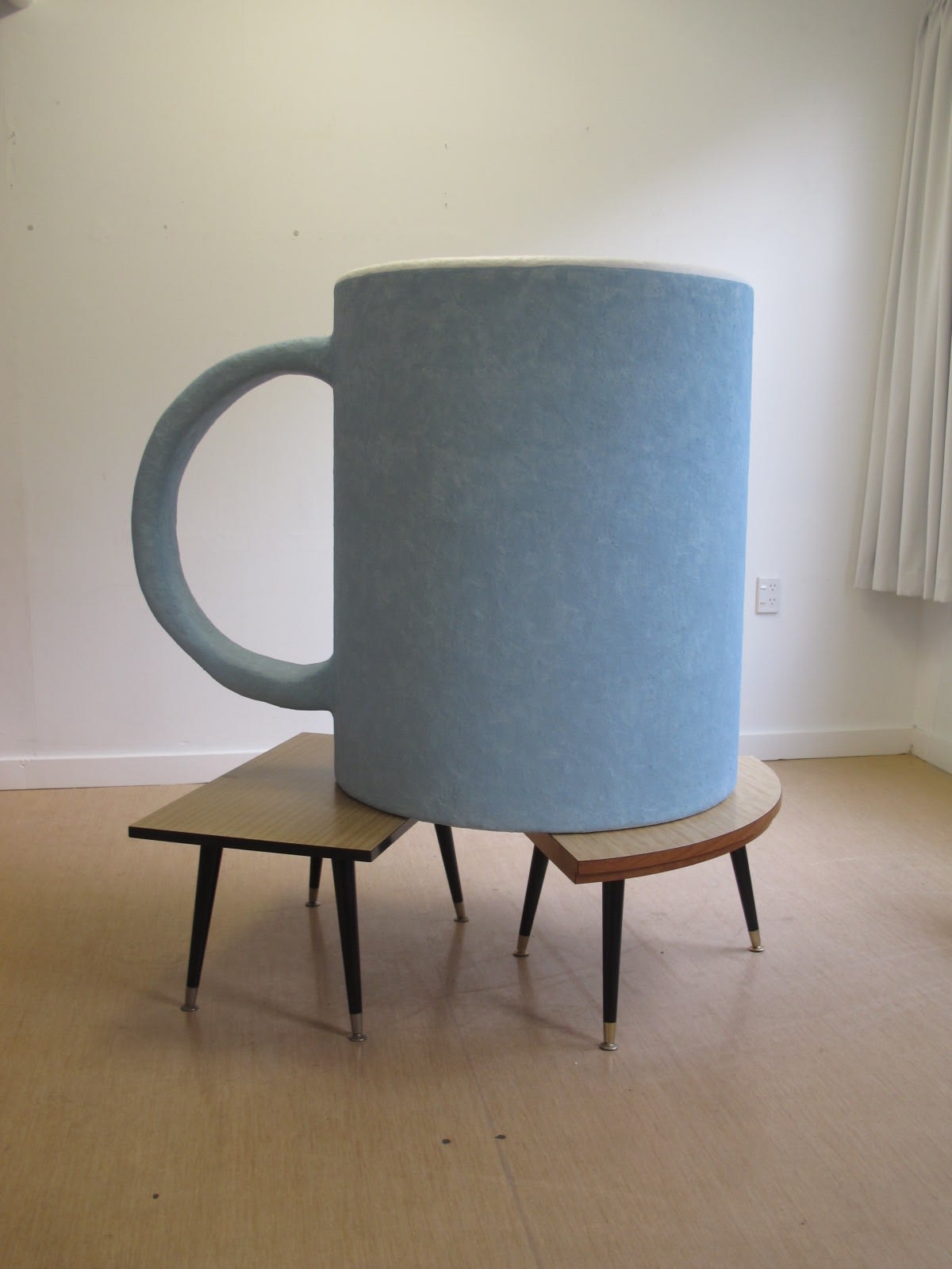 Megan Dunn on art: Joe L'Estrange and Nick Austin | RNZ