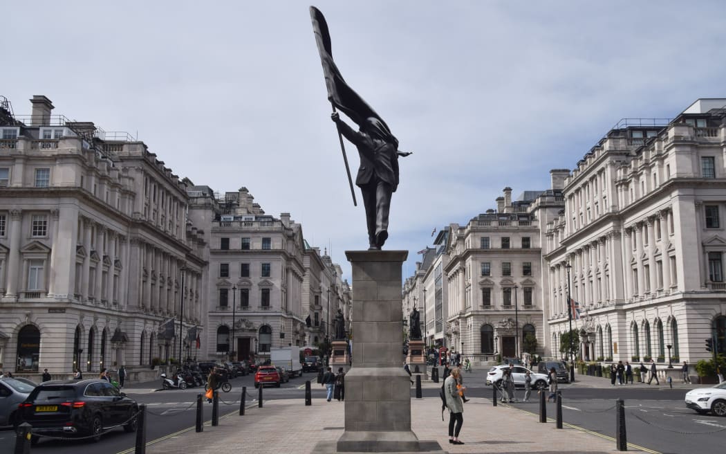 Banksy’s new flag-wielding London statue satirises blind patriotism ...