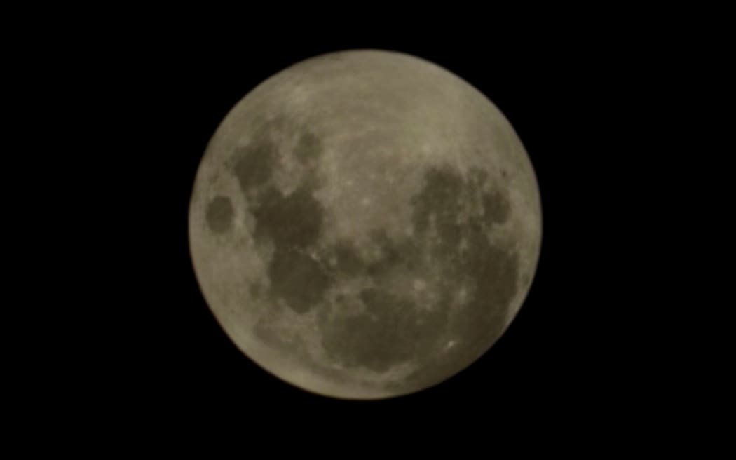 In pictures: Only lunar eclipse of 2026 graces NZ skies | RNZ News