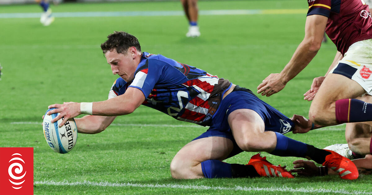 Super Rugby: Cam Roigard try steals win for Hurricanes over Highlanders ...