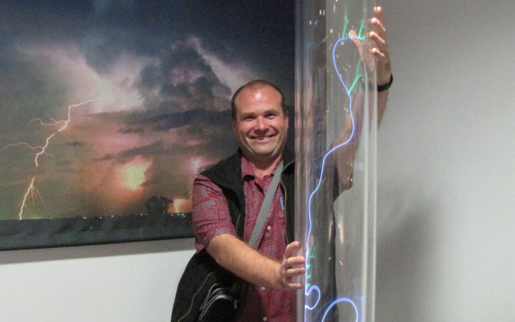 What does it feel like to be struck by lightning? | RNZ News