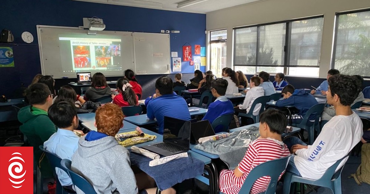 Auckland high school self funds new classrooms frustrated at Ministry ...