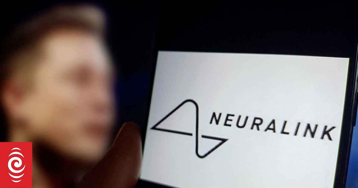 Musk's Neuralink shows first brain-chip patient playing online chess ...
