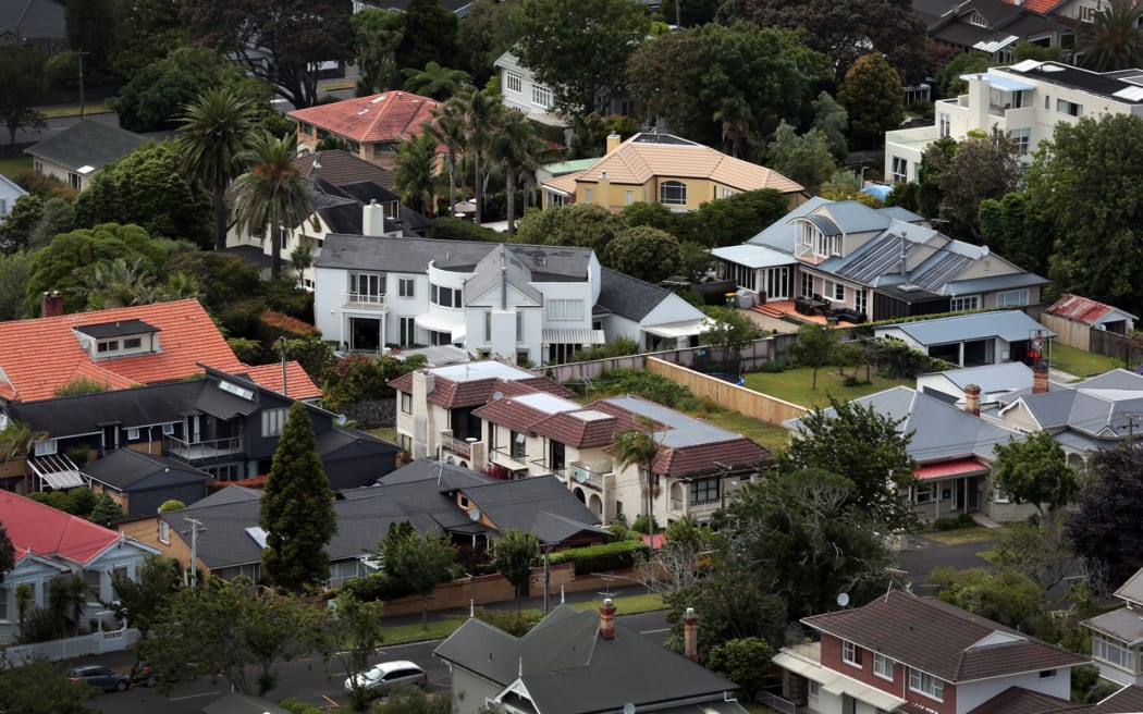New housing high in Auckland | RNZ News