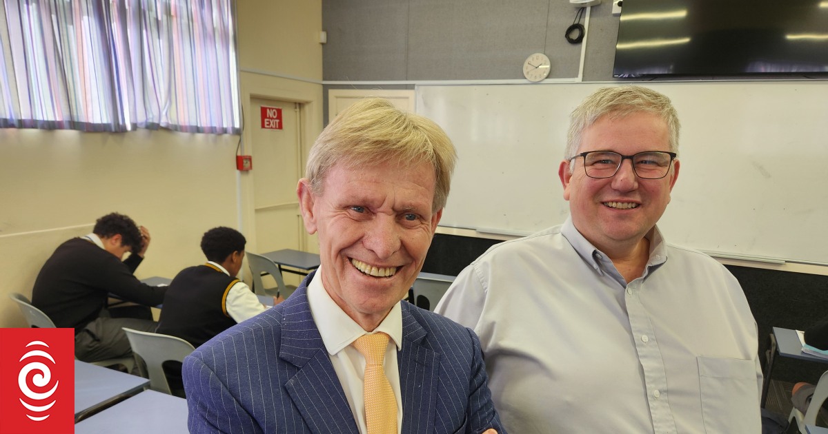 'We have to get them up to speed' - extra lunchtime studies for NCEA ...