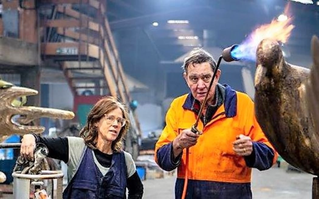 Remembering Paul Dibble, big-hearted Kiwi sculptor | RNZ News