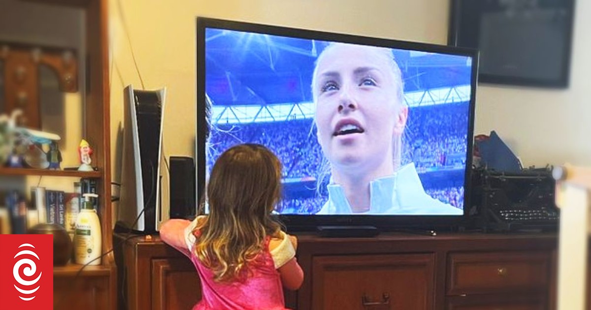 ‘Absolute scenes’ - but not on our screens | RNZ News