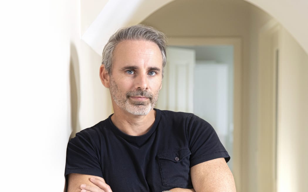 Review: His Favourite Graves, Paul Cleaves | RNZ