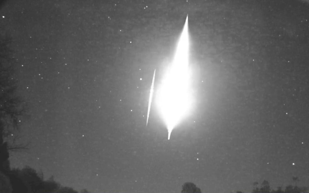 Race to find space rock near Dunedin: 'A loud sonic boom followed the ...