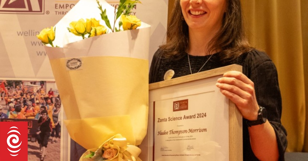 Researcher hopes award will encourage more women pursue science | RNZ News