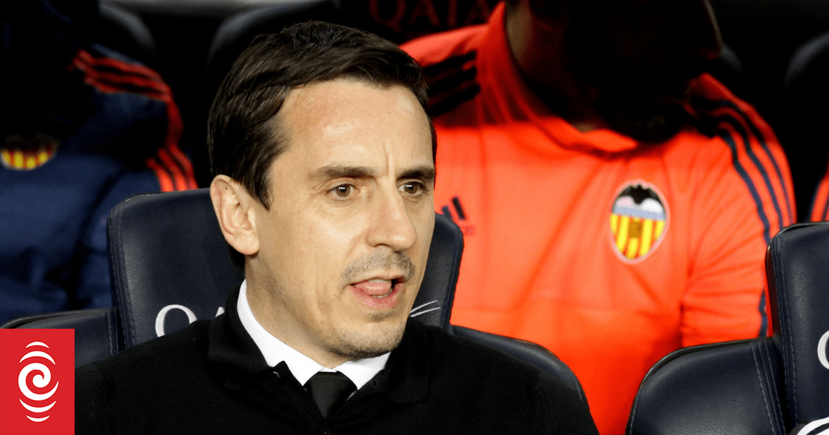 Nottingham Forest stop commentator Gary Neville from covering final ...