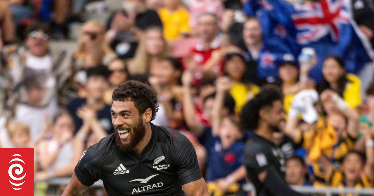 All Blacks Sevens end title drought, Black Ferns Sevens get revenge | RNZ News