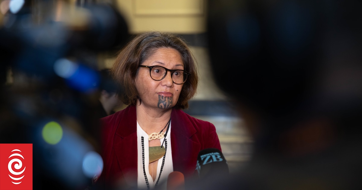 Darleen Tana wants more time after Greens vote to waka-jump her | RNZ News Darleen Tana wants more time after Greens vote to waka-jump her | RNZ News