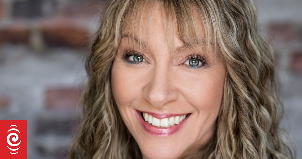 April Phillips on her passion for Frank Sinatra | RNZ